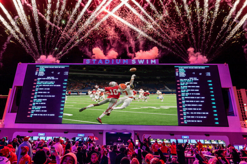 Stadium Swim at Circa - Sin City VIP